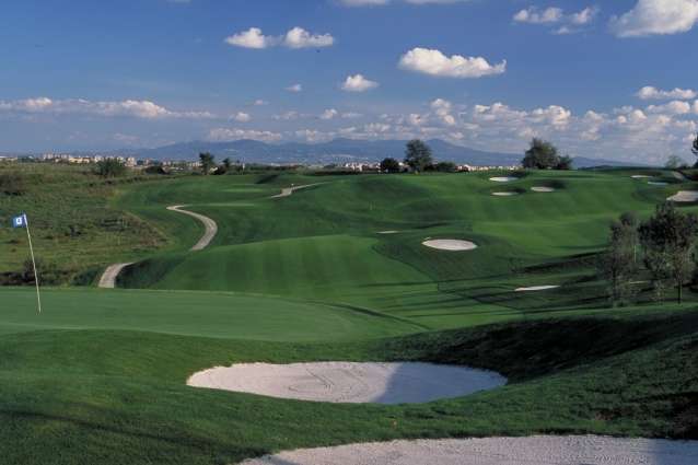 Playing Golf in Rome: 9 Holes Course in the Centre of the city