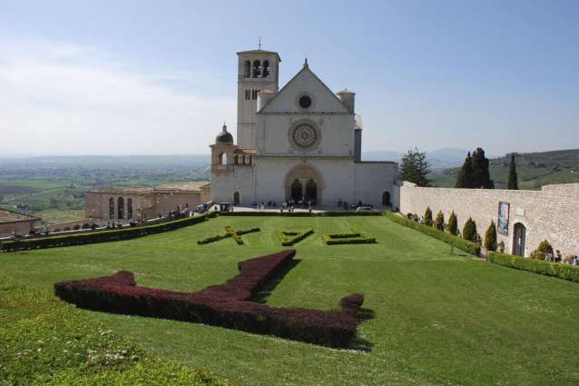 One day tour in a Semi private group from Rome to visit Assisi