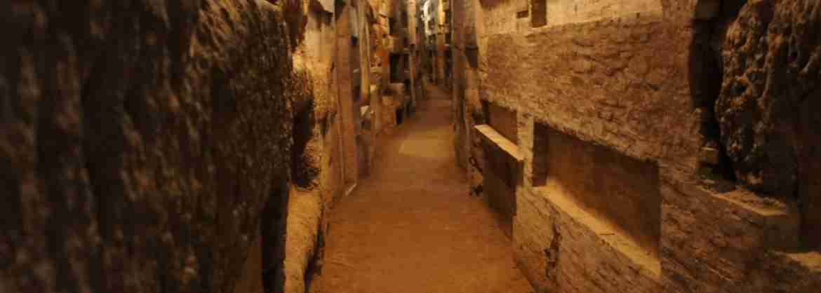 Private Visit of the Roman Catacombs and San Clemente Basilica