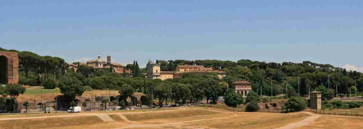 Group Tour of the Ancient Roman Houses on Celio Hill in Rome